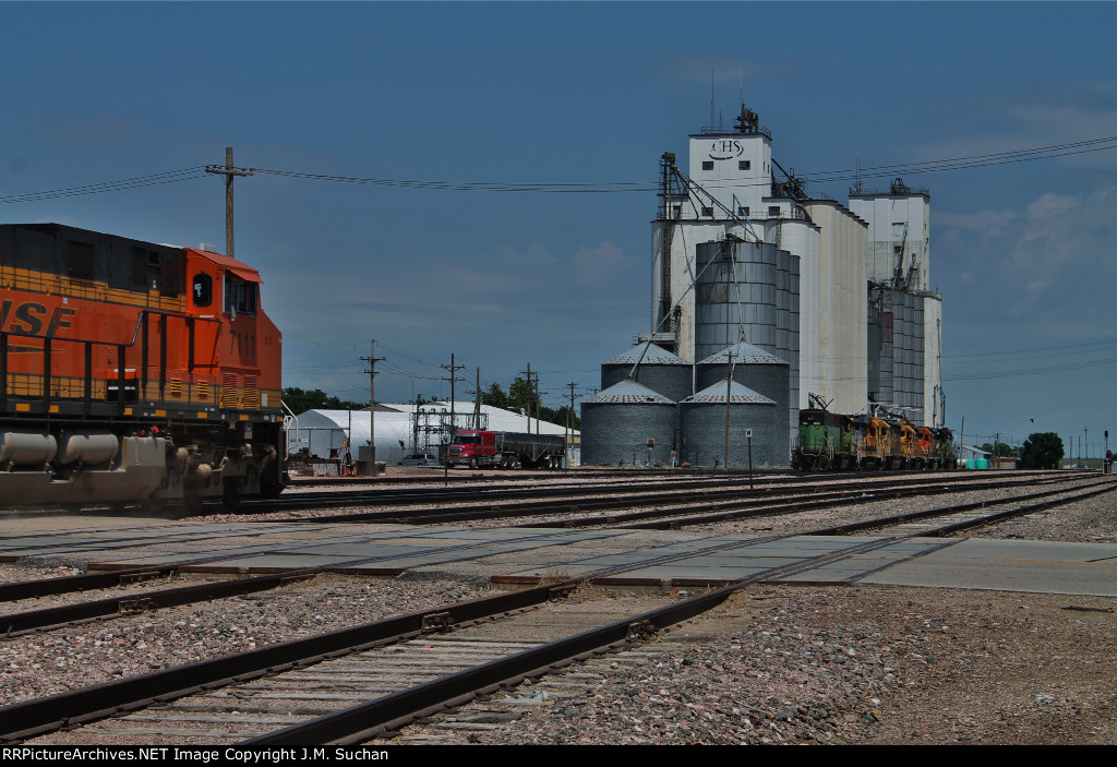 BNSF 7111 East